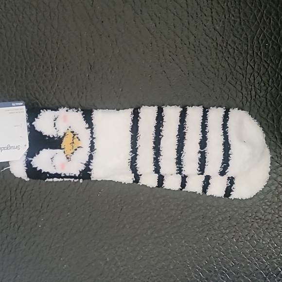 Snugadoo | Accessories | Snugadoo Cute Penguin Black And White Fuzzy ...